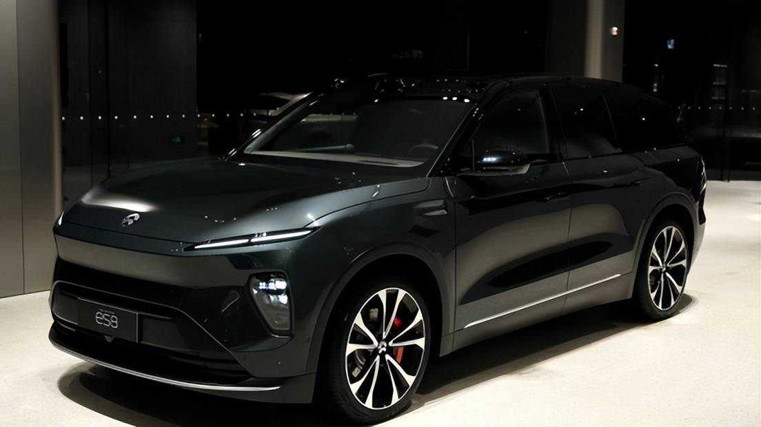 大尺寸的理想L9确实挺好，但高得房率的全新ES8比它更香！_搜狐汽车_搜狐网