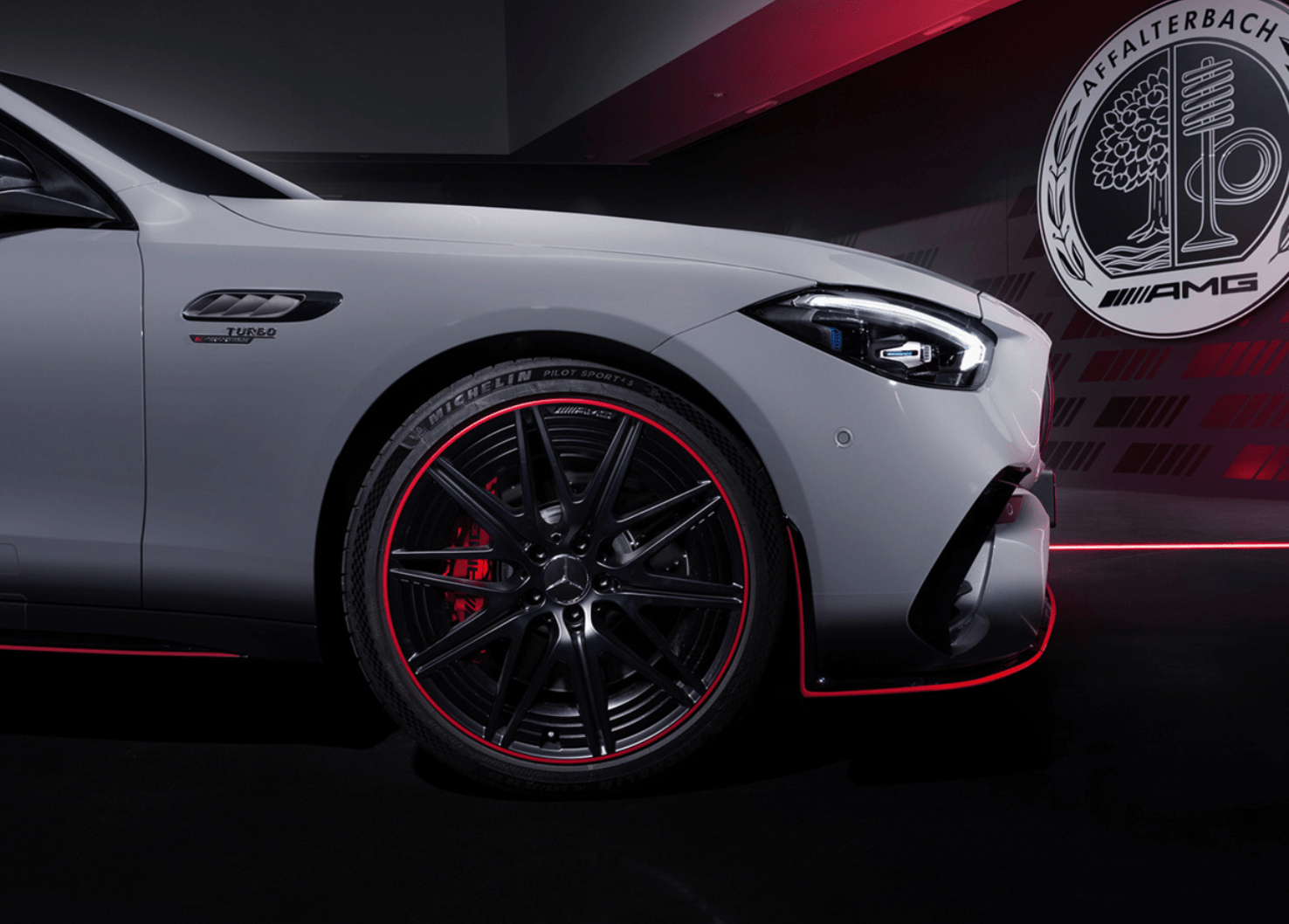 科技与狠活，新一代奔驰AMG C63S，680马力+1050牛米+全时四驱_搜狐汽车_搜狐网