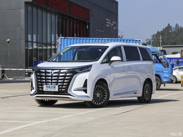 纯电续航98公里 腾势D9将推DM-i尊享型_搜狐汽车_搜狐网