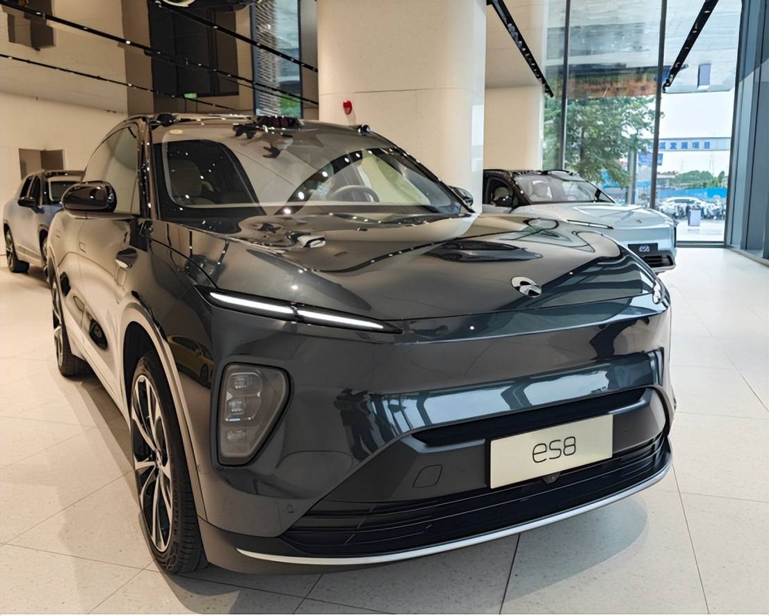 年轻人应该会选择全新ES8而不是宝马X5L了吧_搜狐汽车_搜狐网