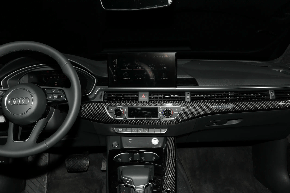 奥迪A4L实力依旧， 价格下调7.94万元，下半年销量如何？_搜狐汽车_搜狐网