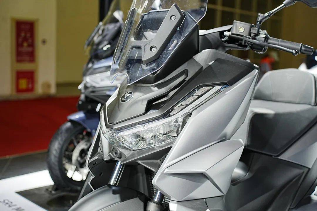 缓上市 攒精品：无极公开招募SR250GT内测体验官_搜狐汽车_搜狐网