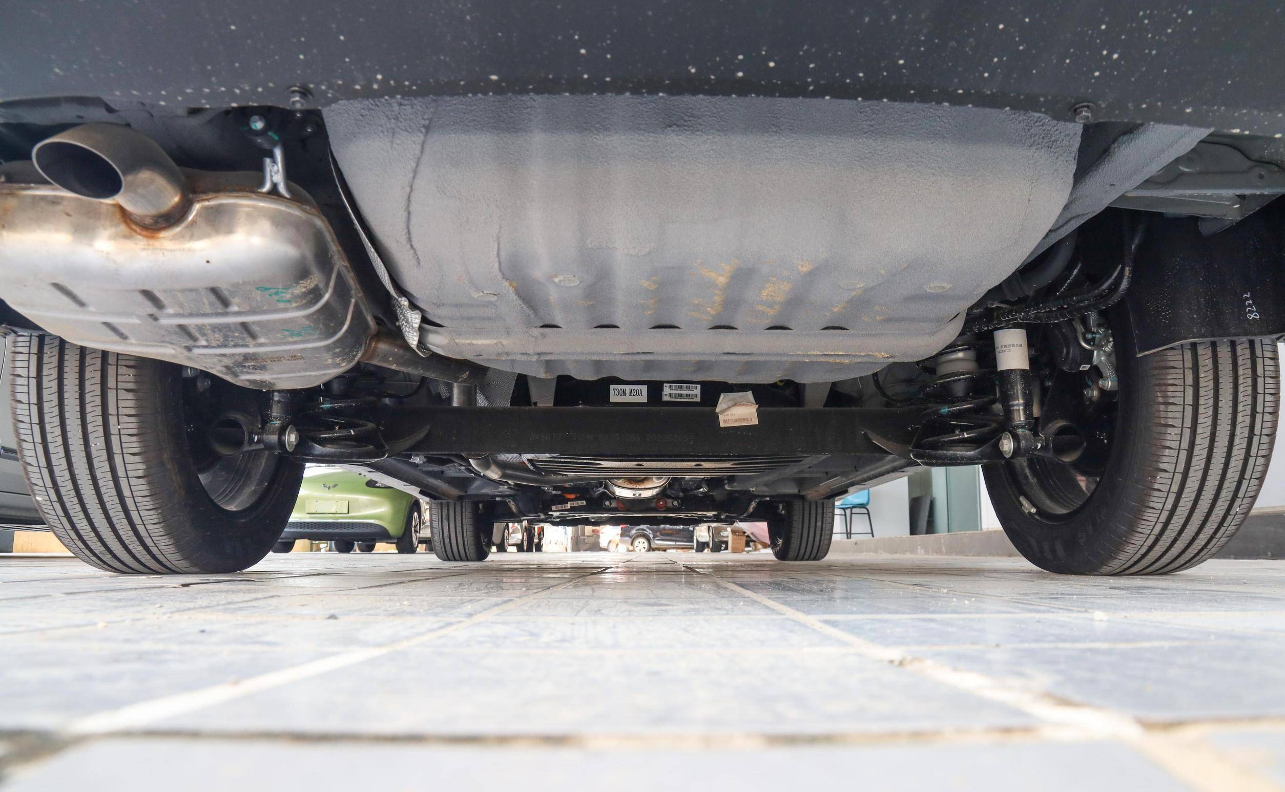 油耗5.7L，七座混动MPV，五菱出品，定价11.58万的佳辰混动版如何_搜狐汽车_搜狐网