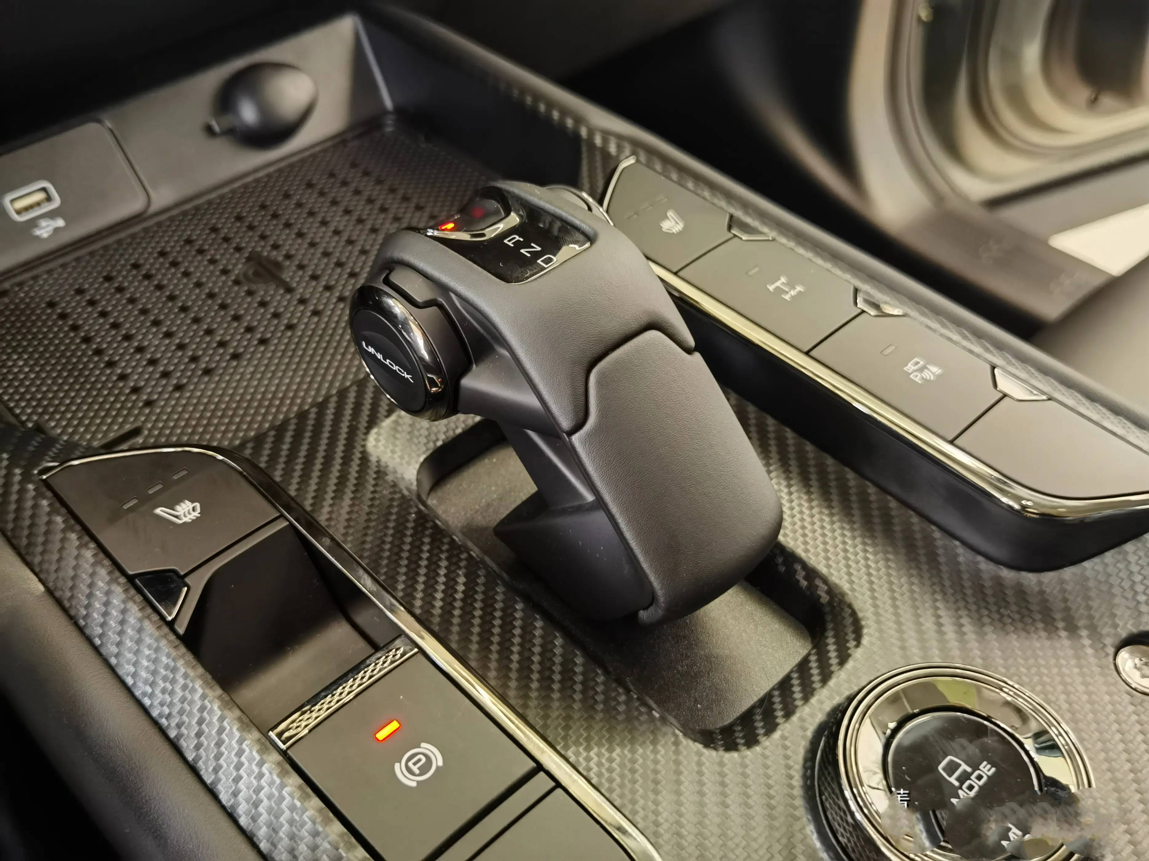 哈弗猛龙实车正式亮相 Hi4插混动力 预计20万之内？_搜狐汽车_搜狐网