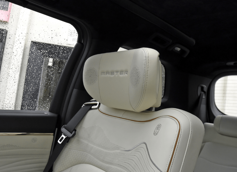 别克GL8压力大了，这车长超5米2造型霸气，内饰豪华，油耗5.42L_搜狐汽车_搜狐网