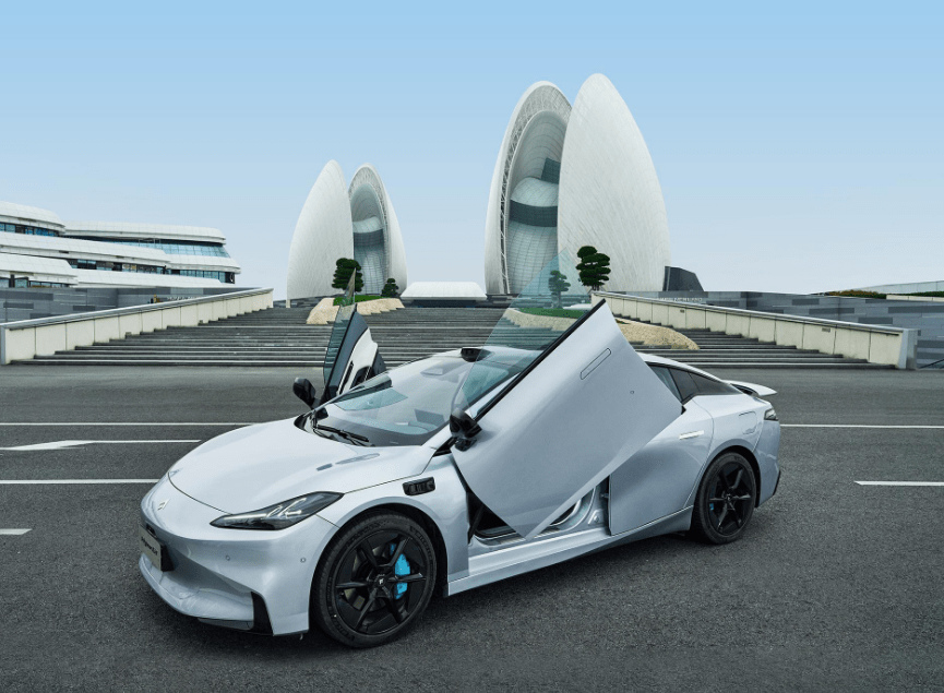 成都车展前瞻：从保时捷Taycan到小鹏G6，800V已是白菜价？_搜狐汽车_搜狐网