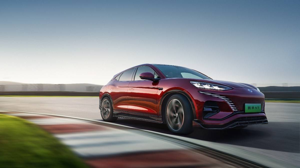 30万级SUV智能竞争白热化，腾势N7全面对比理想L7_搜狐汽车_搜狐网