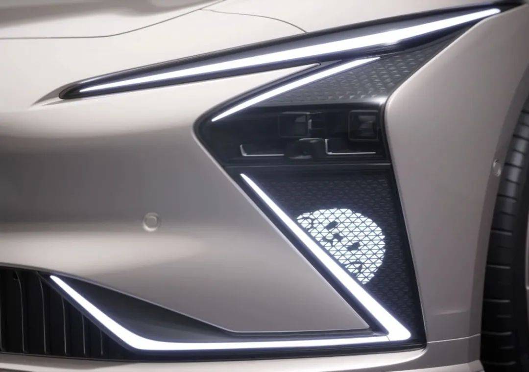 极氪001/蔚来ET7/智己L7 中大型豪华纯电谁更值？_搜狐汽车_搜狐网