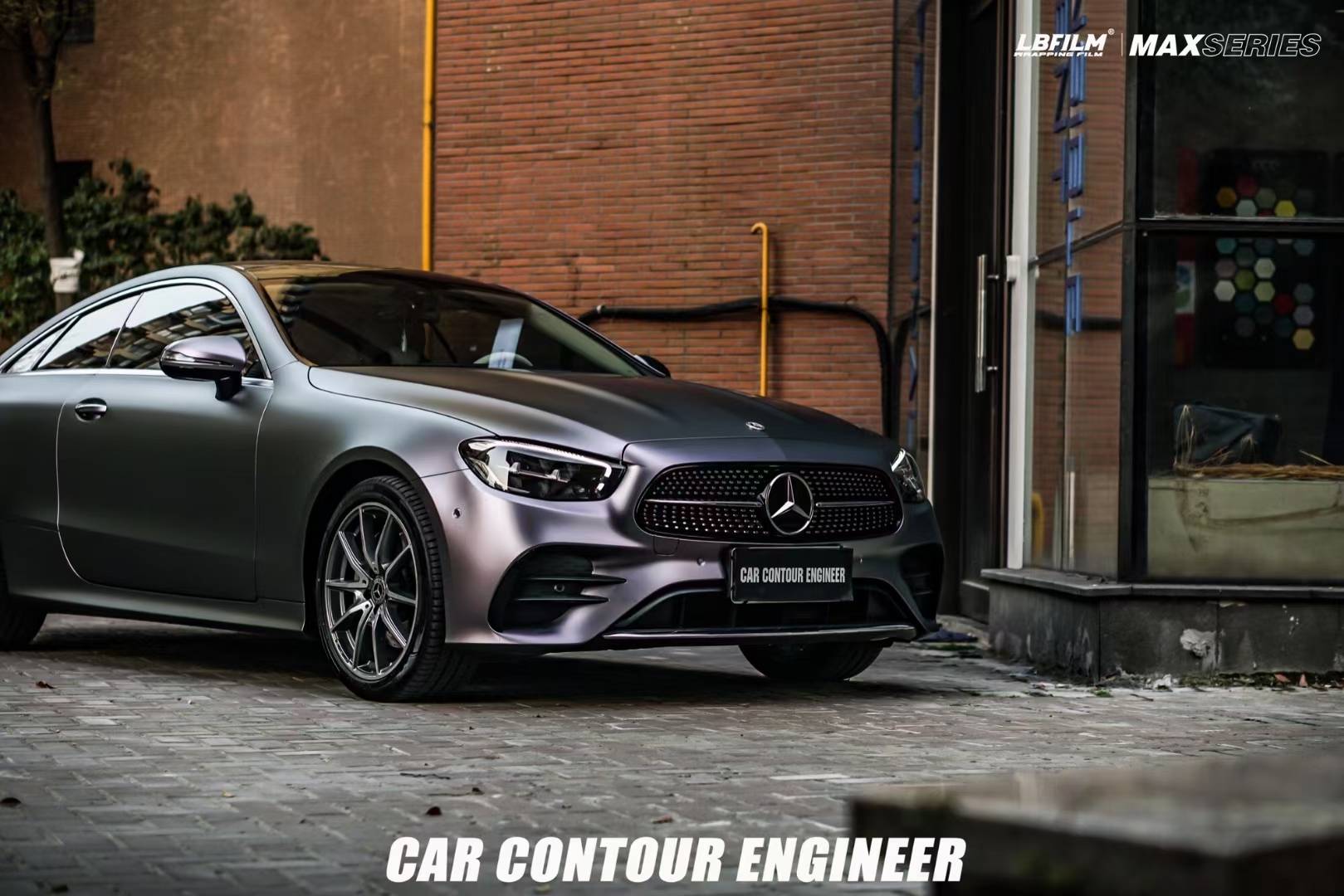 奔驰e260coupe-LB改色膜卡普里灰紫，带着一丝复古烟熏风_搜狐汽车_搜狐网