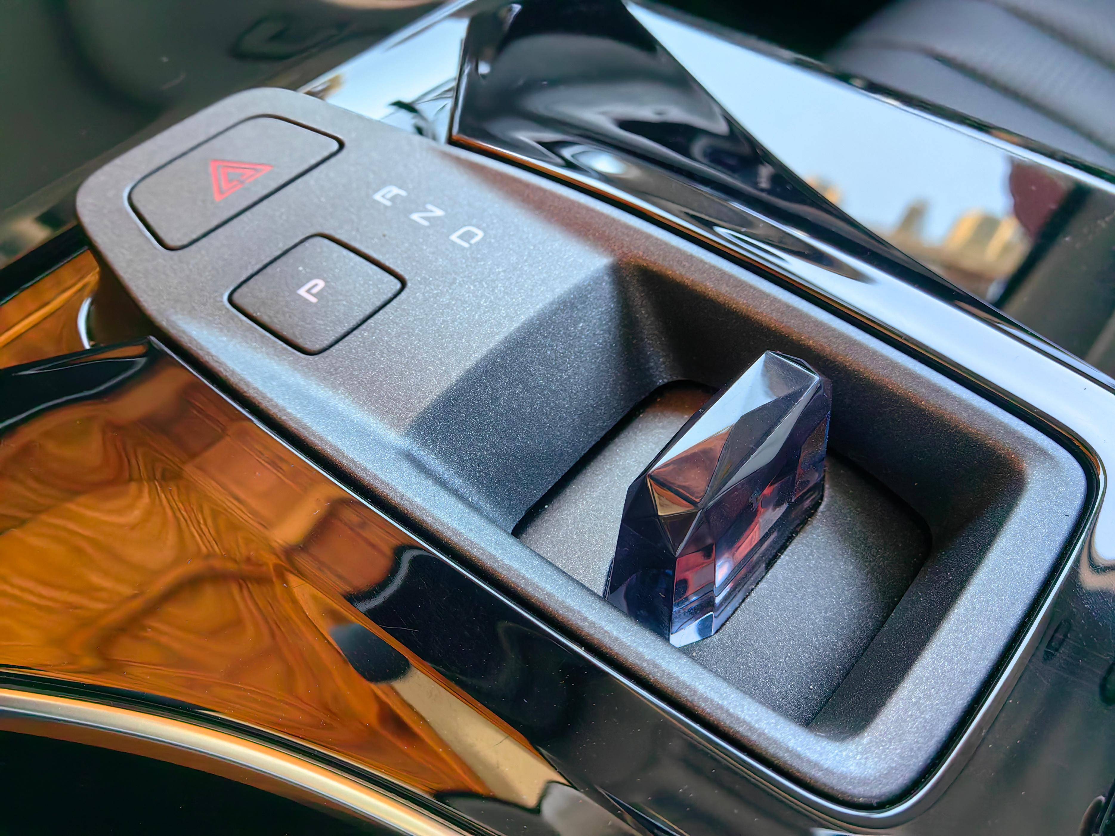 4挡电混 1200km续航 有了10万级的皓瀚DH-i还要其它？_搜狐汽车_搜狐网