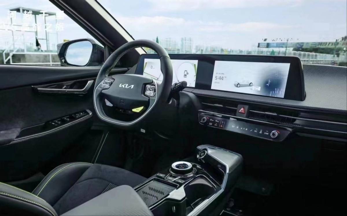 谁说成都车展没合资电车？宝马iX1、起亚EV6等多款亲民车型亮相_搜狐汽车_搜狐网