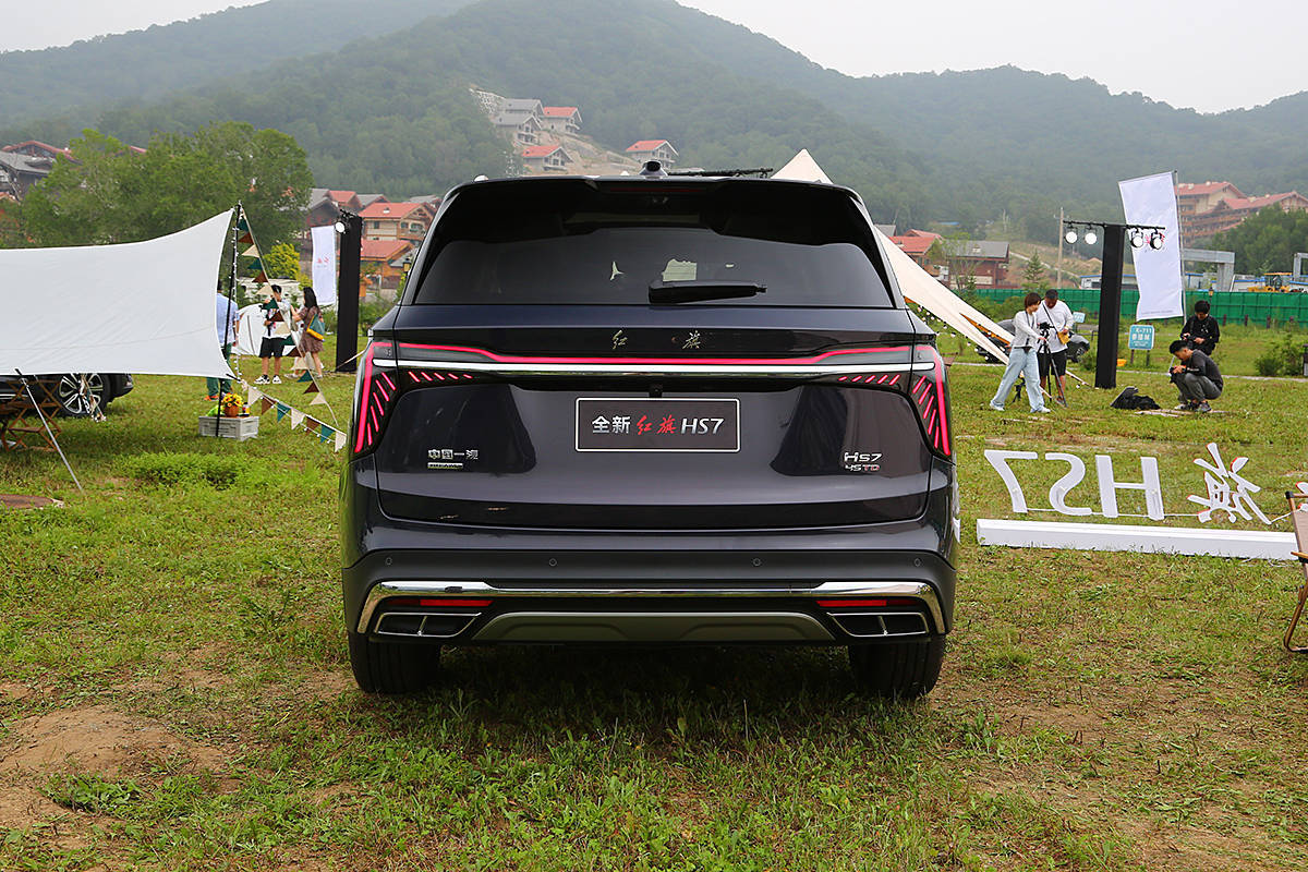 2023成都车展：售价25.58-33.58万元 全新红旗HS7正式上市_搜狐汽车_搜狐网
