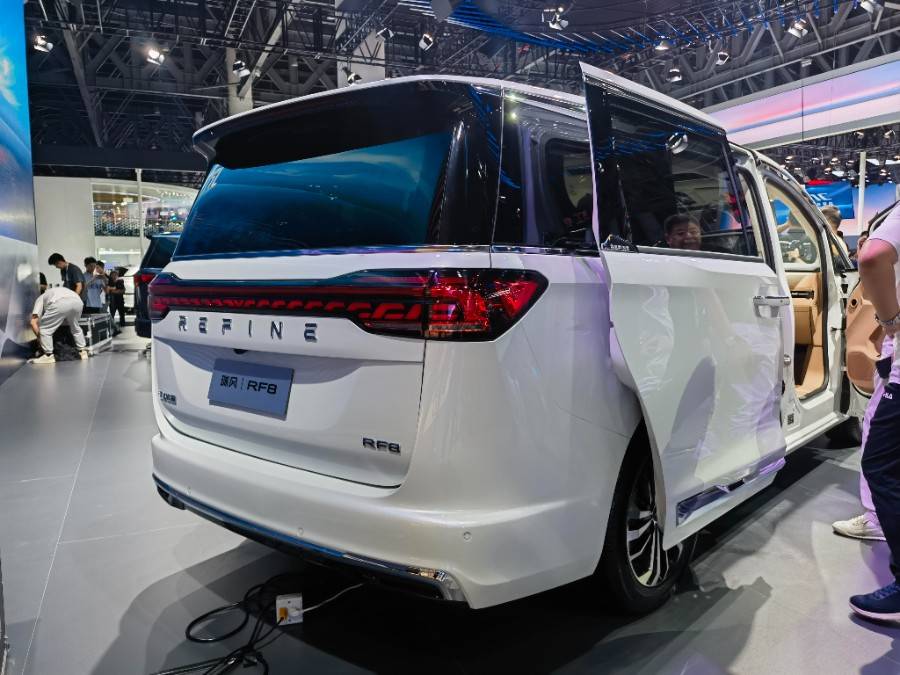 插混/纯电可选，六座/七座全场景多模式，江淮瑞风RF8正式发布_搜狐汽车_搜狐网