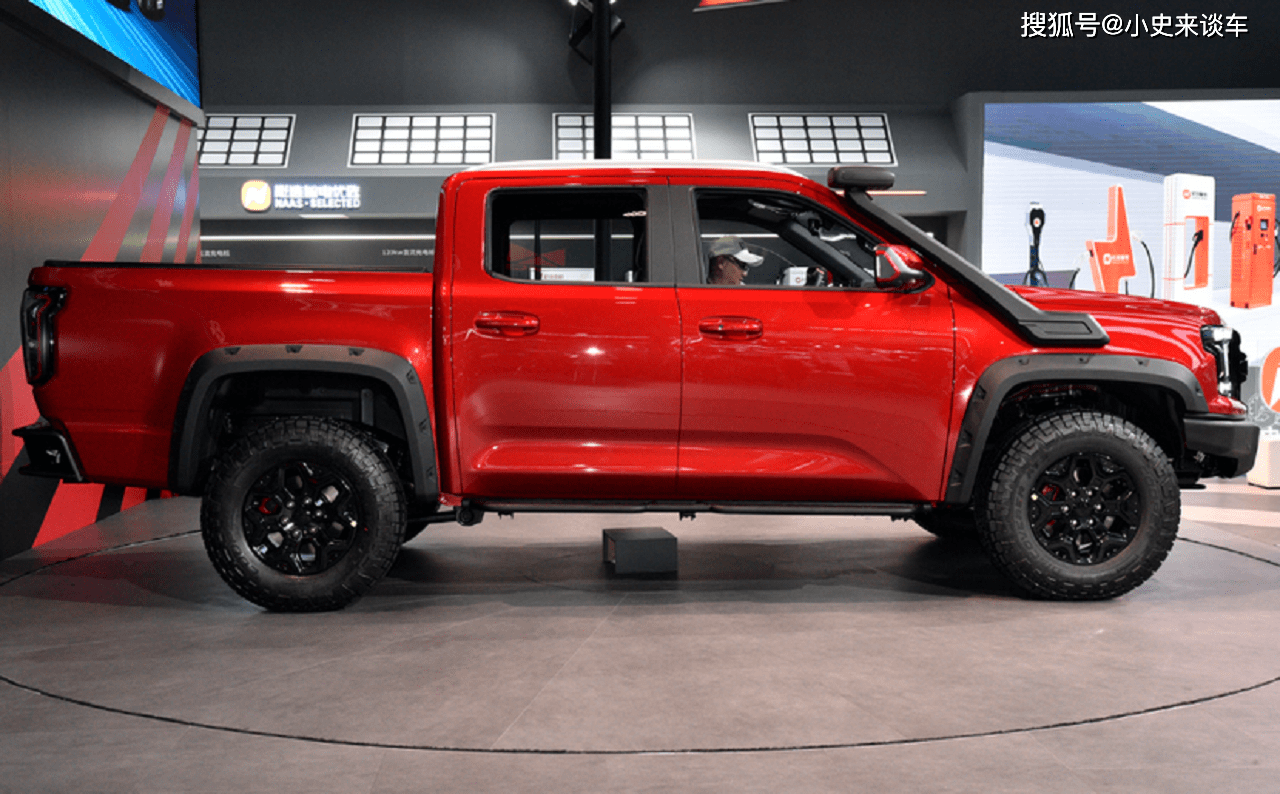 全新国产版“猛禽”预售17.28万！外观硬朗，搭载2.3T+8AT+差速锁_搜狐汽车_搜狐网