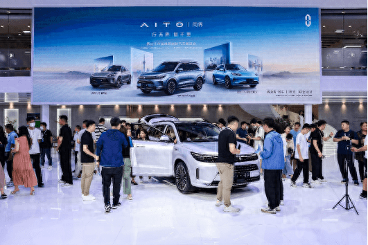 问界新M7大五座vs理想L7，谁才是豪华SUV新王者？_搜狐汽车_搜狐网