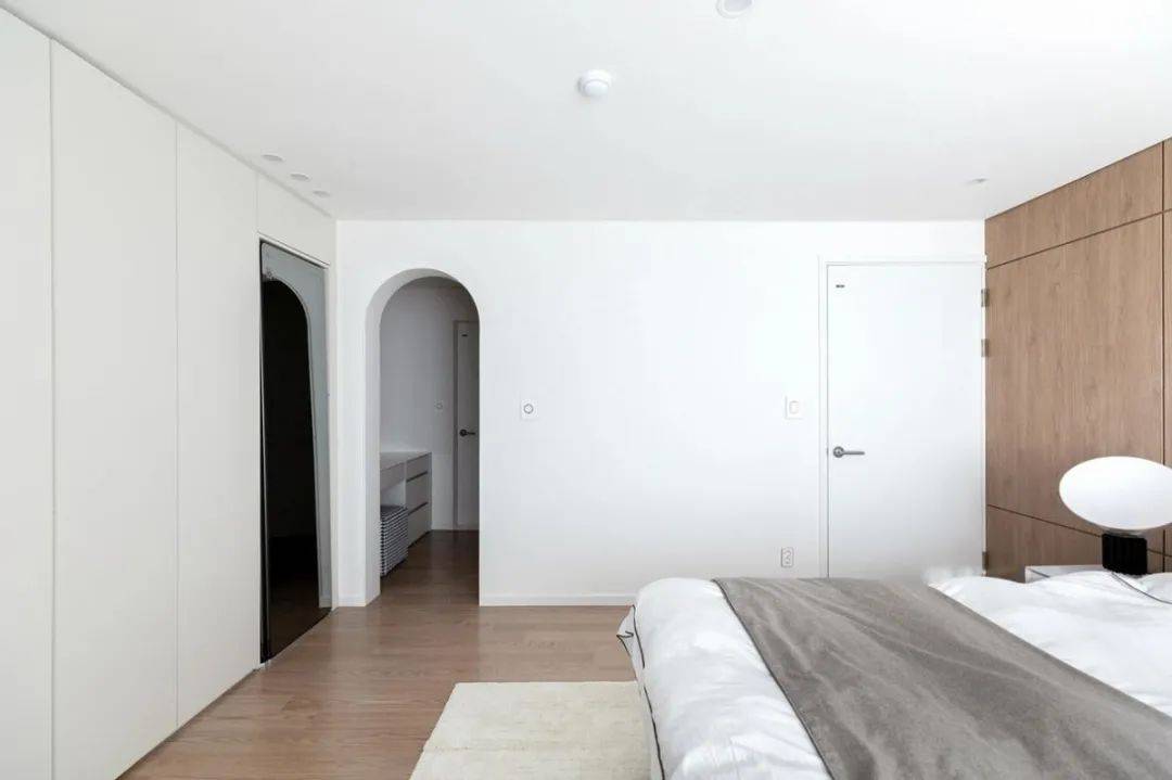 发现一位70后单亲妈妈，全屋165㎡干净又利落，绝对是个女强人 -6park.com