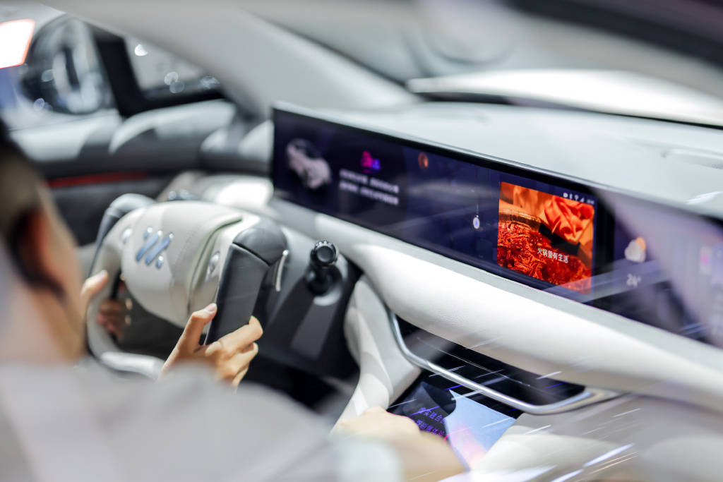 站小鹏G6肩上打蔚来ES6，智己LS6的对手究竟是谁？_搜狐汽车_搜狐网