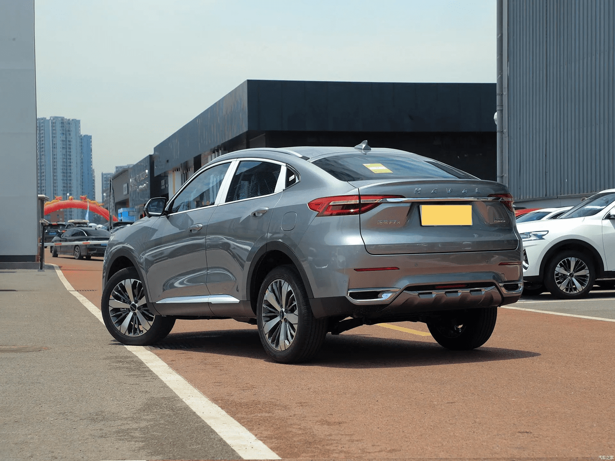 颜值出众的轿跑SUV，配2.0T+四驱，售价不到12万，解读哈弗F7X_搜狐汽车_搜狐网