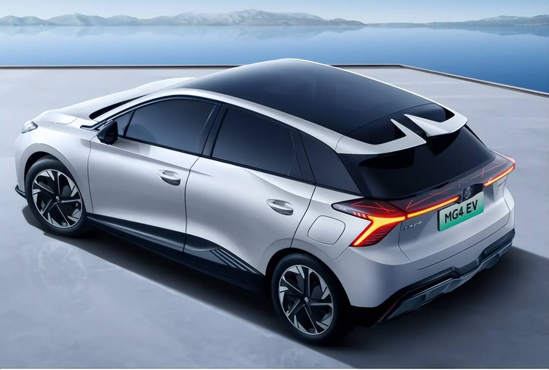 MG4 EV出海冠军版上市 11.58万起享受纯电动的运动风_搜狐汽车_搜狐网