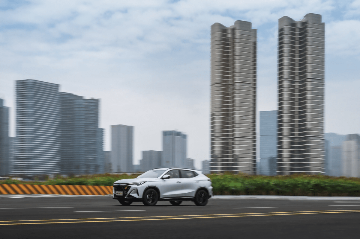 适合女生的SUV推荐：长安欧尚X5PLUS和哈弗H6国潮版选谁好_搜狐汽车_搜狐网