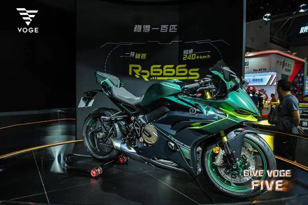 小钢炮退居二线？无极RR350专业级国产仿赛车新宠！_搜狐汽车_搜狐网