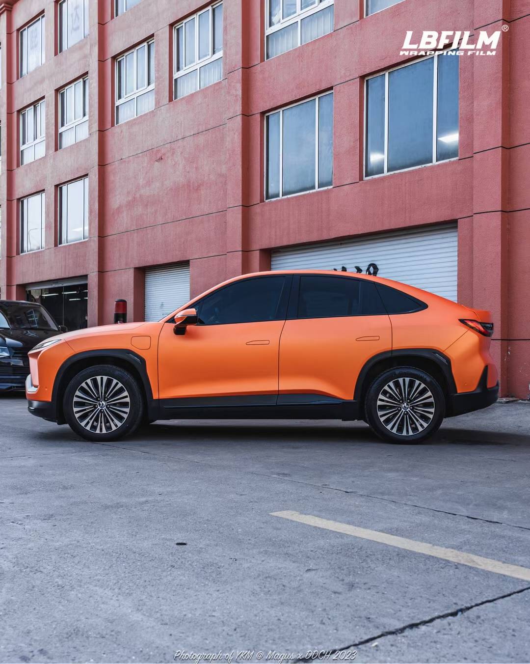 蔚来EC6-LB改色膜消光熔岩橙，力量和激情的感官呈现_搜狐汽车_搜狐网