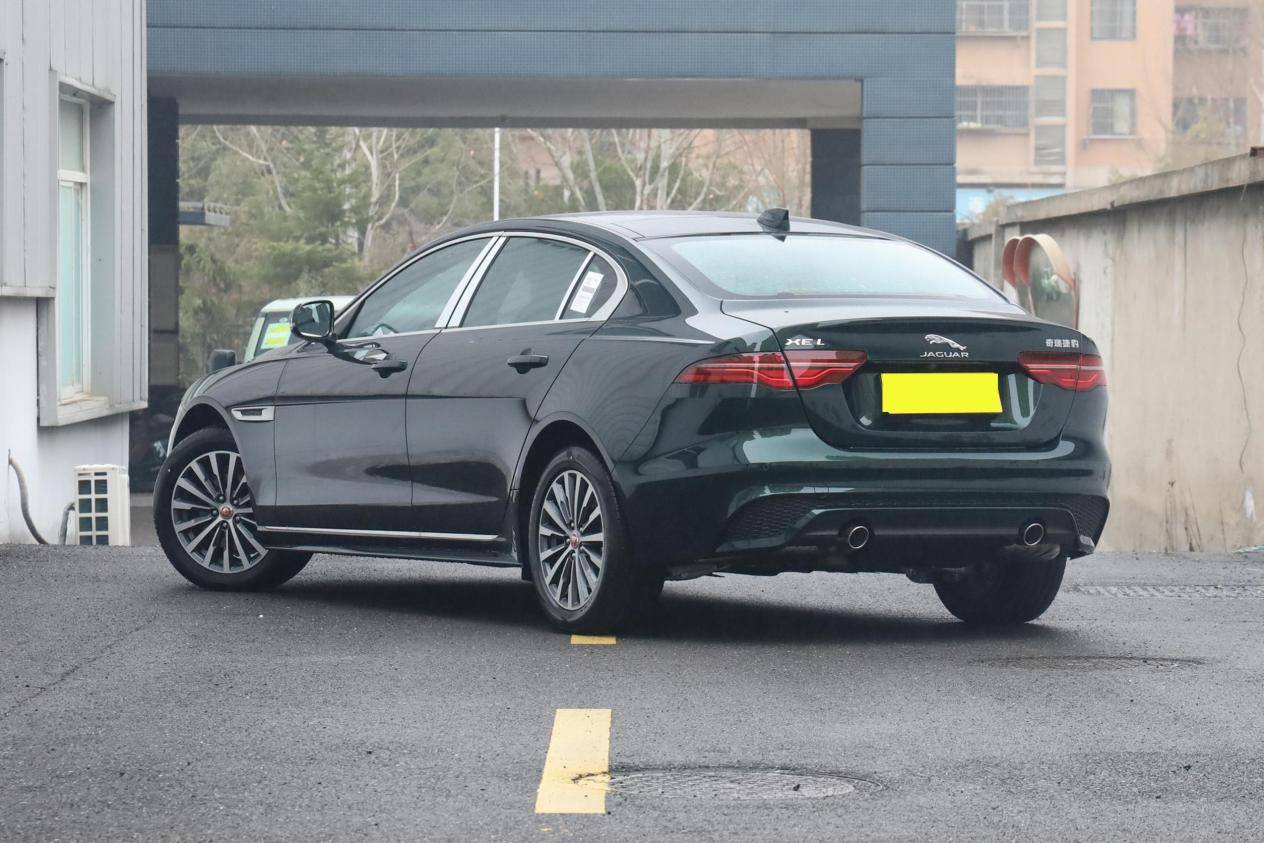 预算25万，二线豪车，凯迪拉克CT5和捷豹XEL谁更值得选？_搜狐汽车_搜狐网