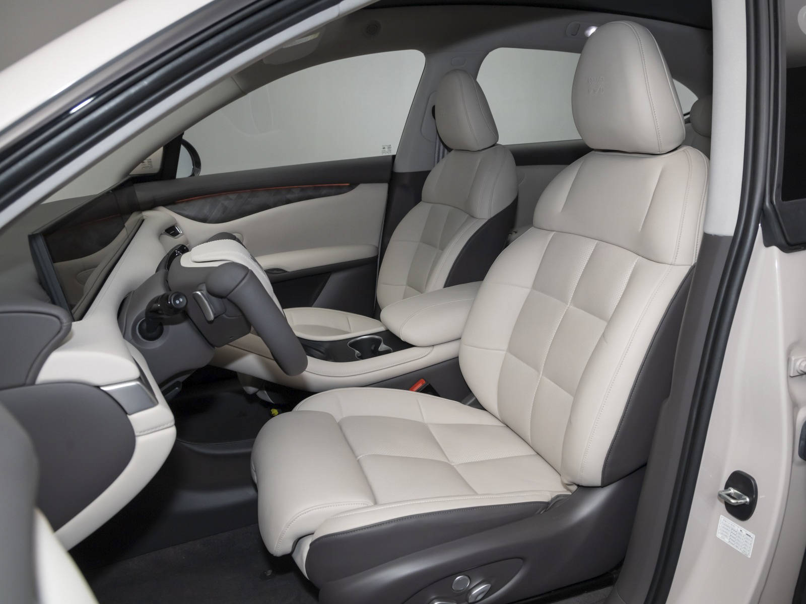 限时21.49万起！智己LS6正式上市 3.48秒破百/875V高压平台_搜狐汽车_搜狐网