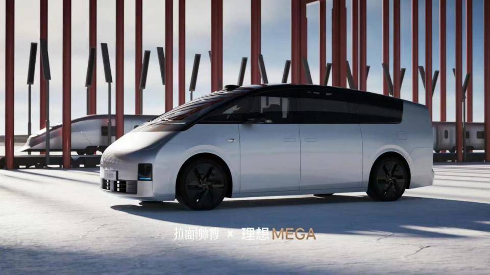 理想首款MPV MEGA实车曝光，李想还要不要跳楼_搜狐汽车_搜狐网