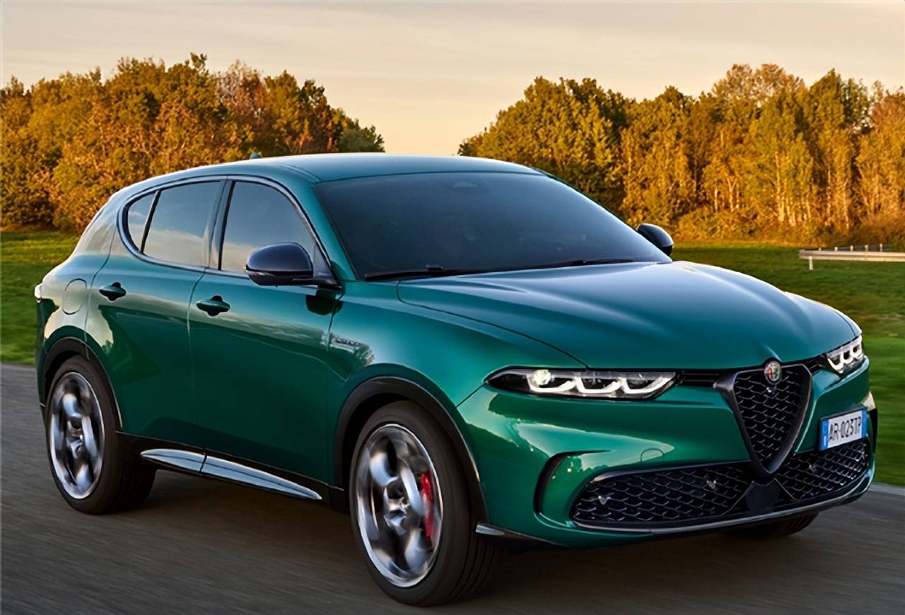30万不到的意式性能SUV，Tonale真有那么“哇塞”？_搜狐汽车_搜狐网