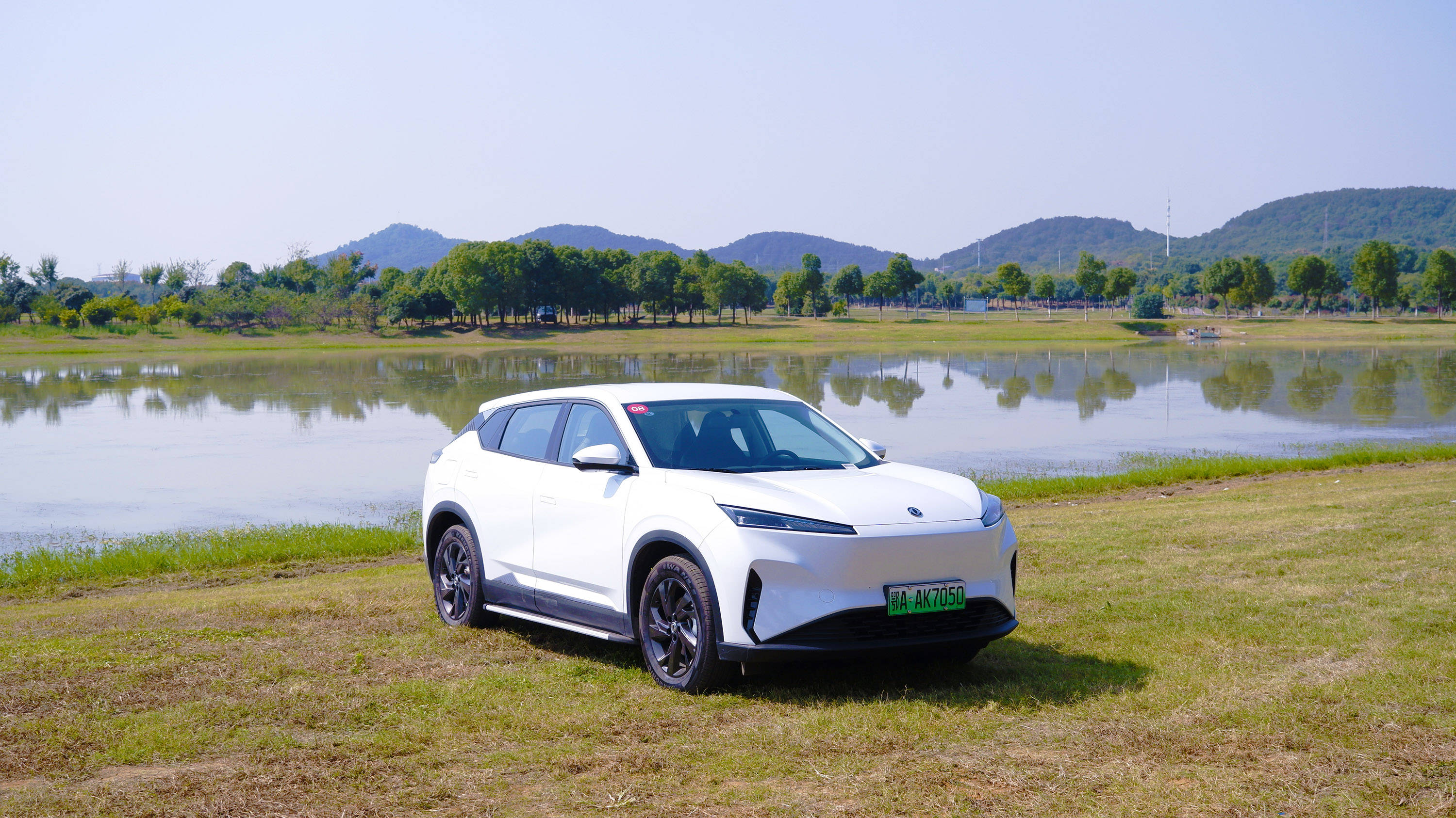 大空间，低能耗，东风风神SKY EV01的实力让同级别对手感到压力山大_搜狐汽车_搜狐网