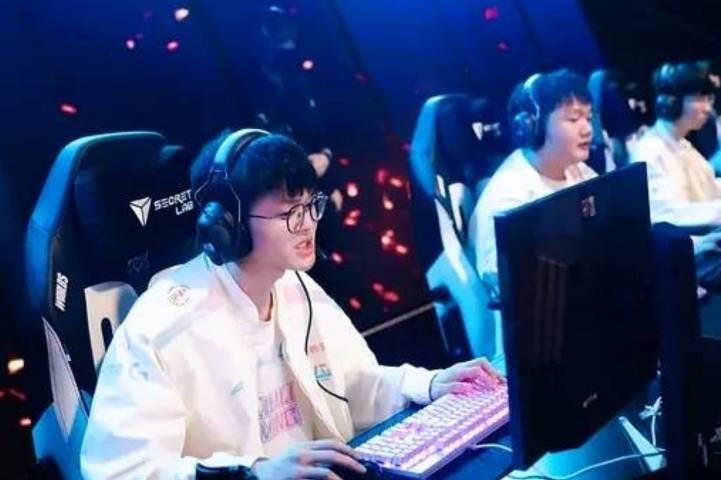 BLG.XUN赛后采访谈对阵Gen.G：我们必须保持最好的状态！_比赛_Xun_方面