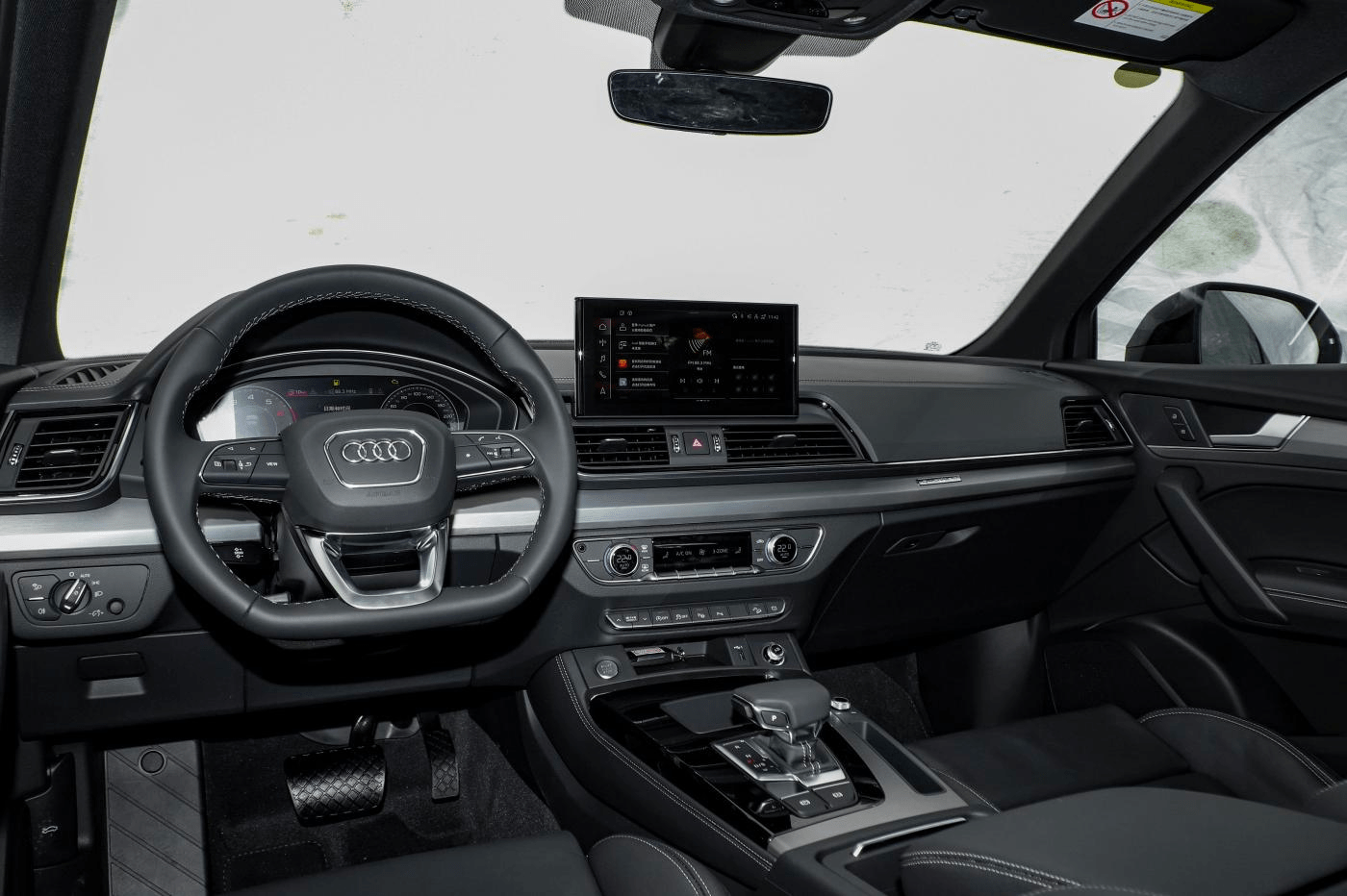 新款奥迪Q5L Sportback轿跑43.19万起，40多万预算你会选择它吗_搜狐汽车_搜狐网