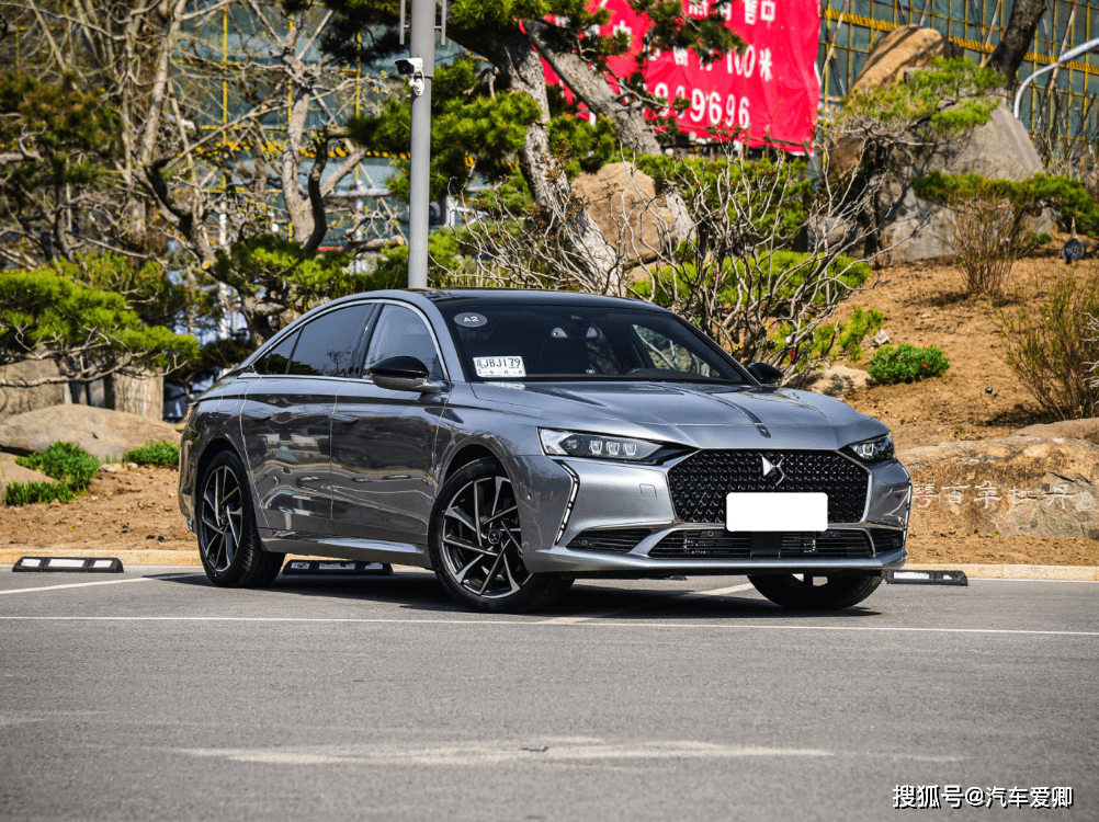 比停产还难受，和奔驰C级同档次，配1.6T+8AT，才20多万却卖不动_搜狐汽车_搜狐网