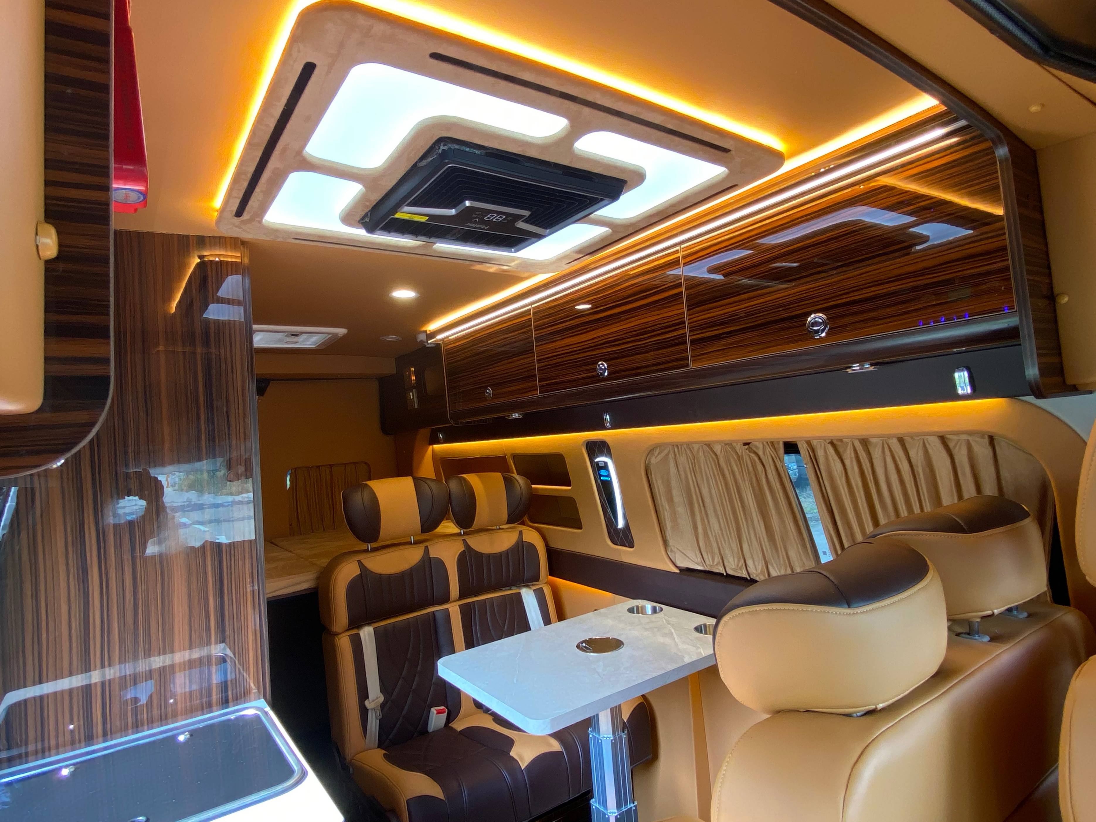 20多万的福特V362小房车：高性能配置尽显轻松自在，奢享无限自由！_搜狐汽车_搜狐网