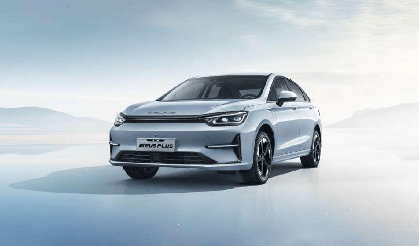 10月销量再破万！新EU5 PLUS零售首破千，焕新的北京汽车力道十足_搜狐汽车_搜狐网