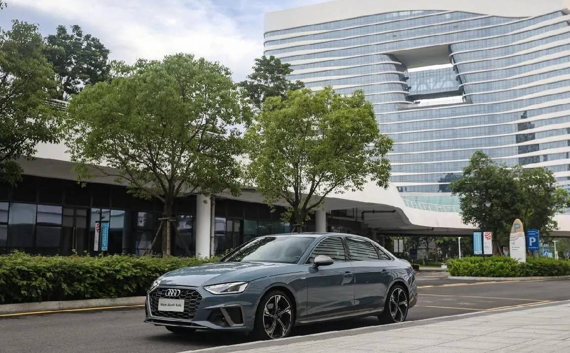 凯迪拉克CT5、奥迪A4L和迈腾PK，谁是终极豪华之选？_搜狐汽车_搜狐网