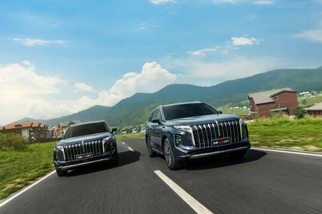全系搭载2.0T动力 2023款红旗HS7该怎么选呢？_搜狐汽车_搜狐网