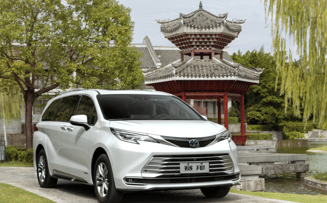 30万预算买家用MPV，赛那和GL8该怎么选才没有司机感？_搜狐汽车_搜狐网