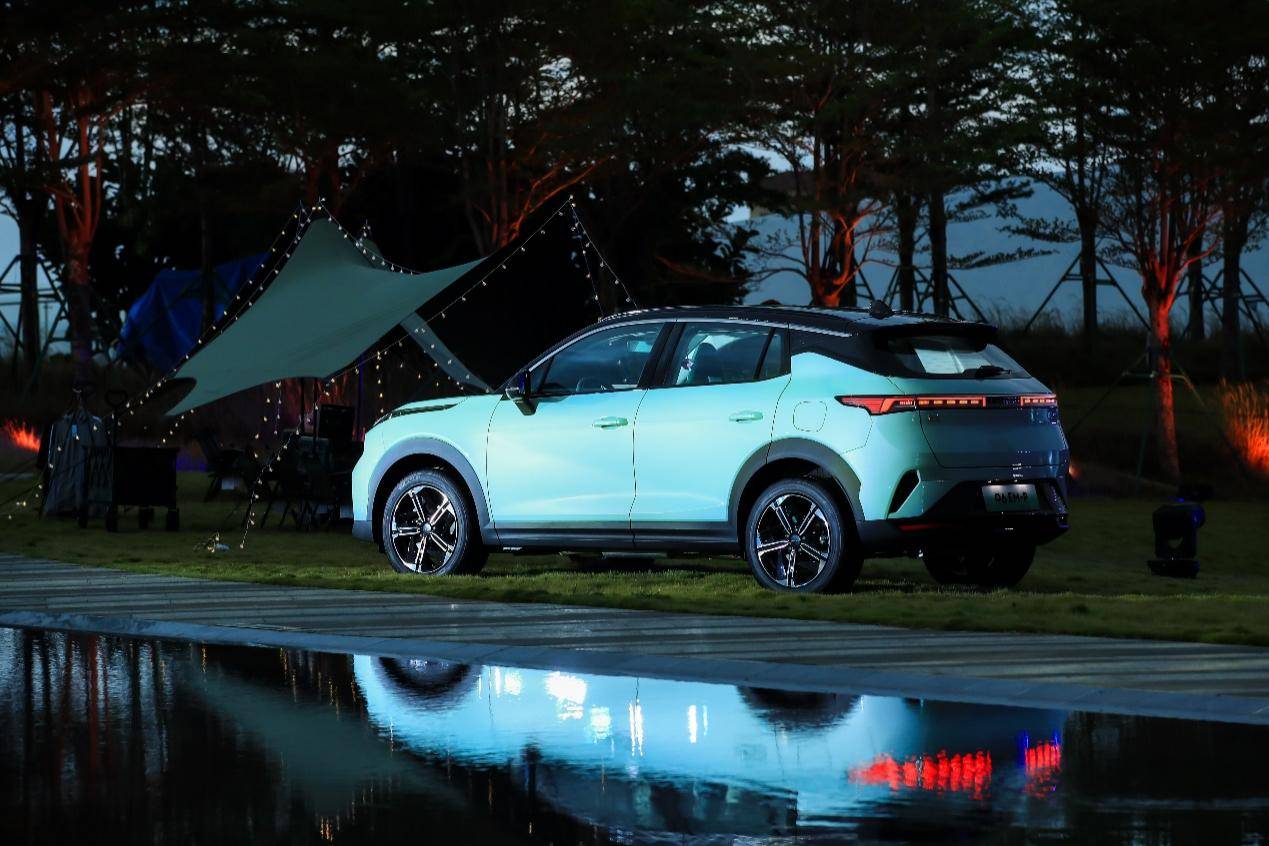 13.68万元起售，领克06EM-P怎一个“绝”字了得？_搜狐汽车_搜狐网