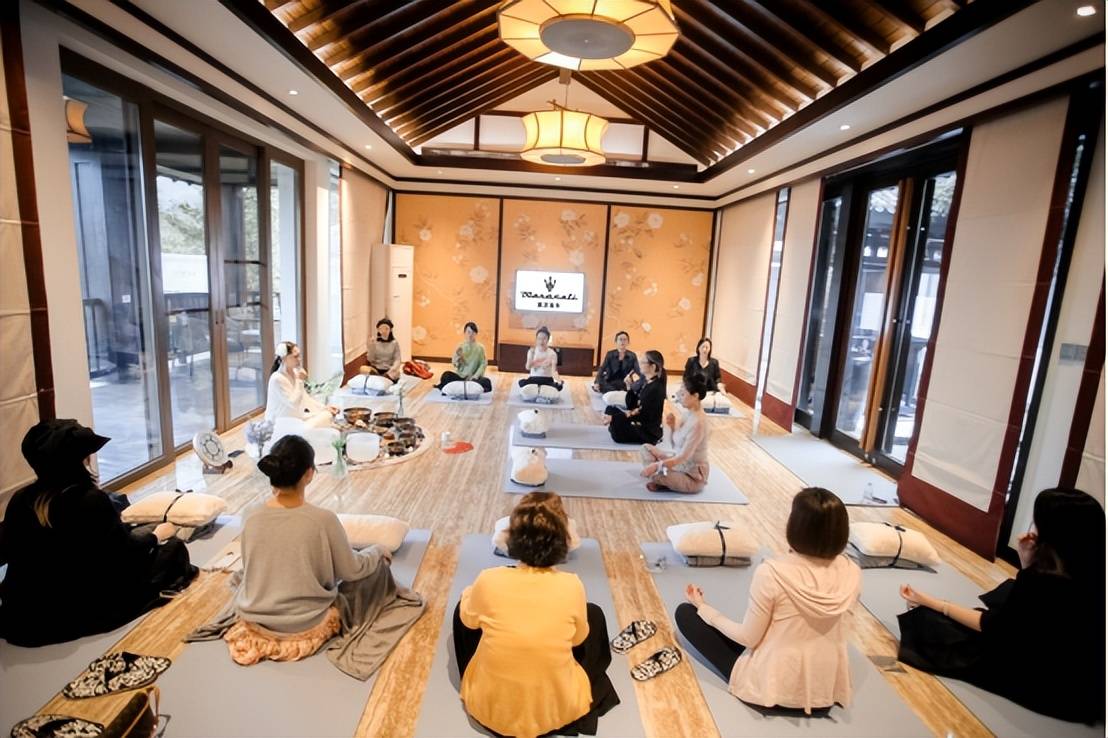 重庆骏东玛莎拉蒂与FENXI举办客户答谢宴，带来独特的奢华体验_搜狐汽车_搜狐网