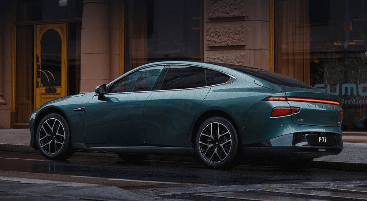 小鹏P7i 550版正式上市，搭载磷酸铁锂电池，售22.39万起_搜狐汽车_搜狐网