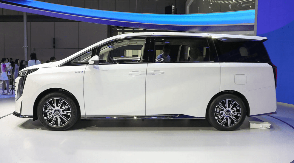 传祺E9综合续航1032km，能不能打动你？可惜它32.98万起售_搜狐汽车_搜狐网