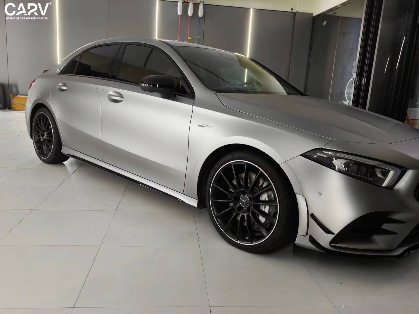 奔驰A35L卡孚改色膜白金消光液态金属银，璀璨深邃_搜狐汽车_搜狐网