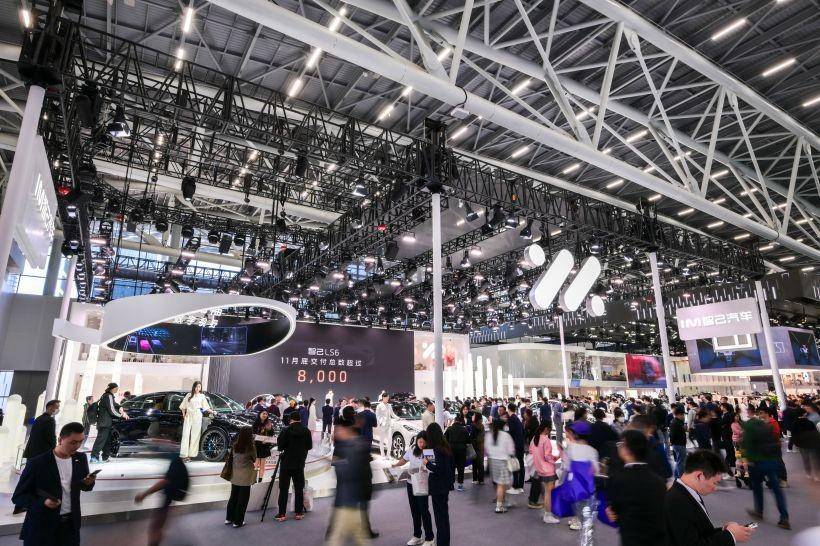 21.79w起！激光雷达标配车展大热的智己LS6，速速来Get！_搜狐汽车_搜狐网