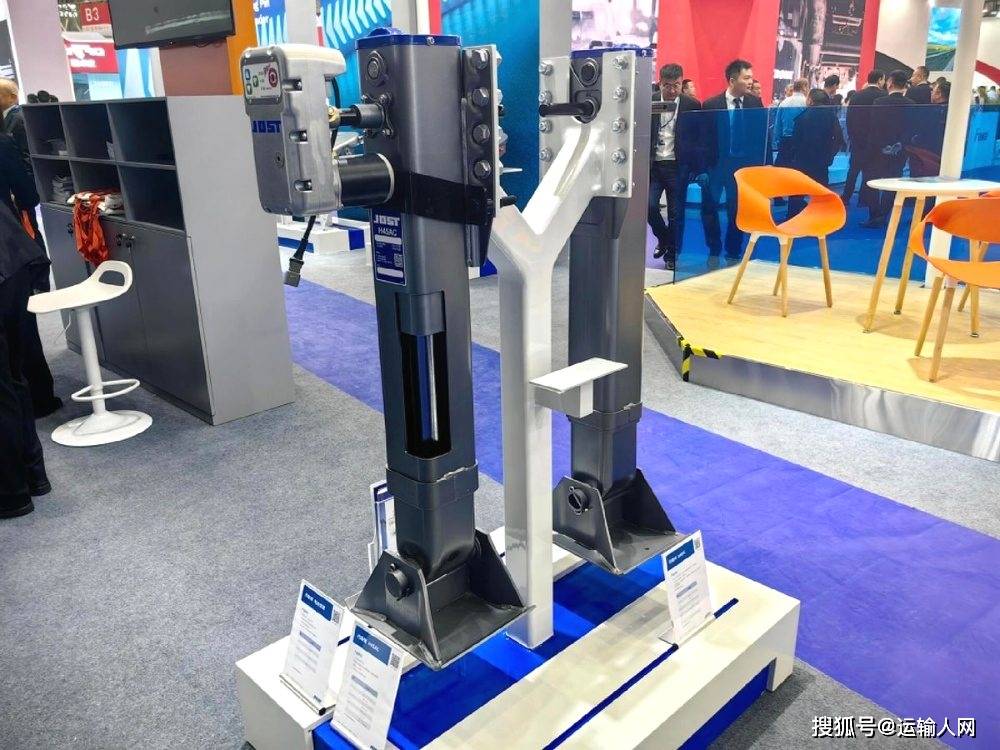 约斯特全品系亮相武汉车展 为商用车高效运营提供可靠保障_搜狐汽车_搜狐网