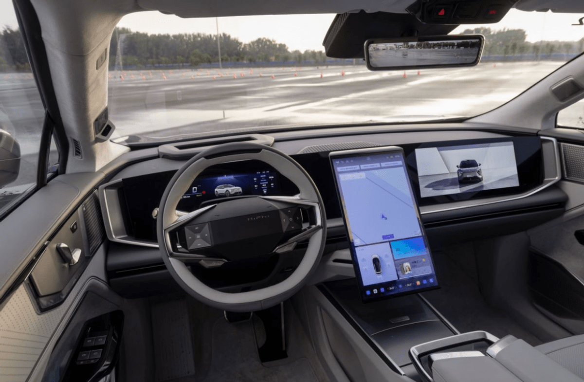 高合HiPhi Y：看完ES6再看我，虽“亲民”，五屏+展翼一样不少_搜狐汽车_搜狐网