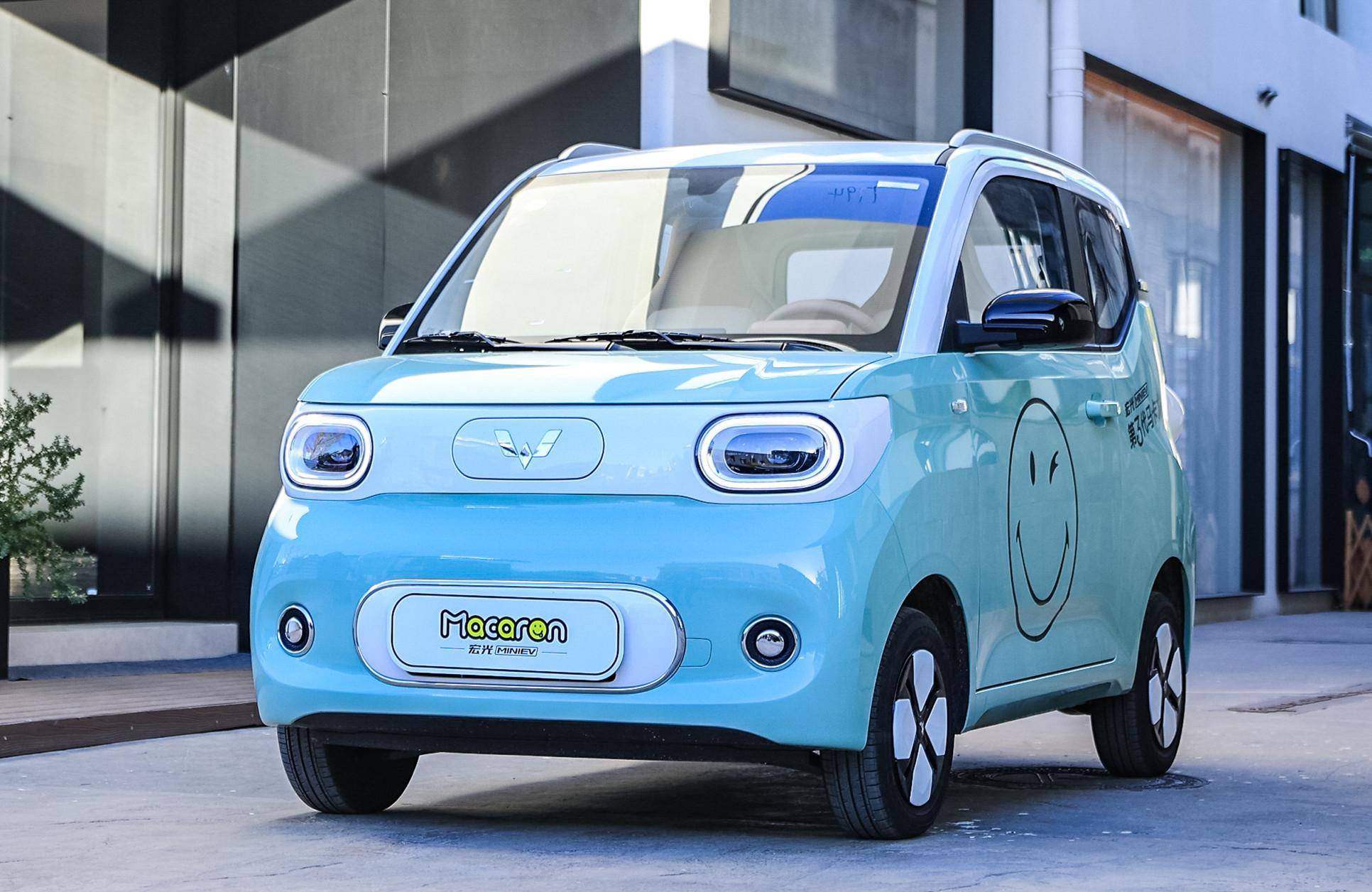 深度试驾宏光MINIEV第三代马卡龙：续航215公里，这款纯电小车更酷了！_搜狐汽车_搜狐网