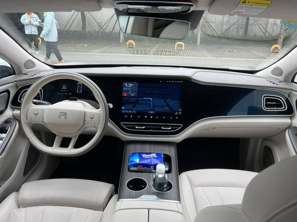 20万级纯电性价比王者？试驾飞凡R7/F7_搜狐汽车_搜狐网