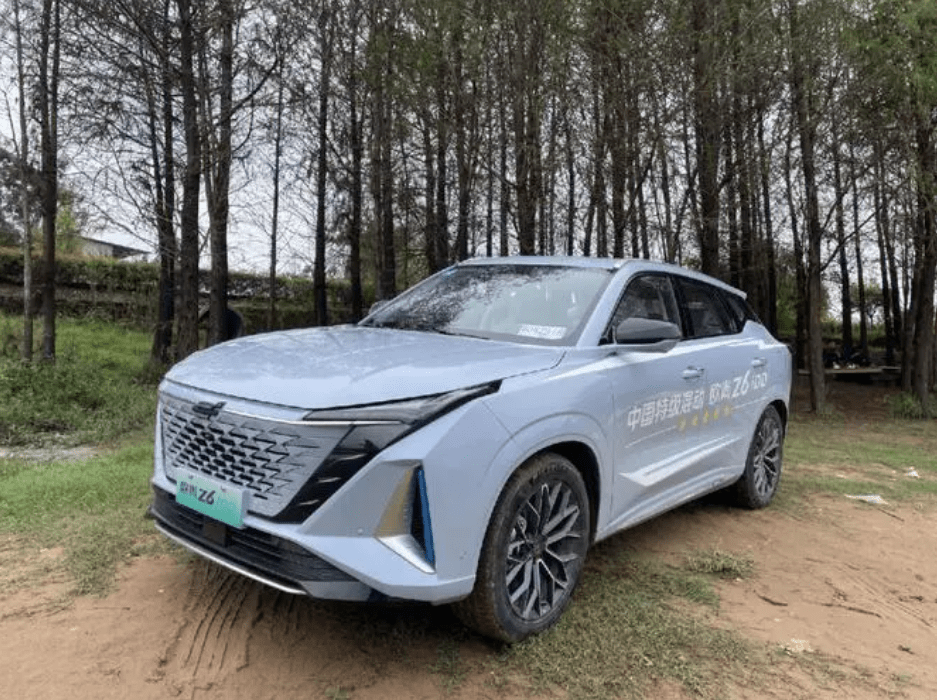 蓝电E5对比长安欧尚Z6 iDD；性价比秒杀不要太轻松_搜狐汽车_搜狐网